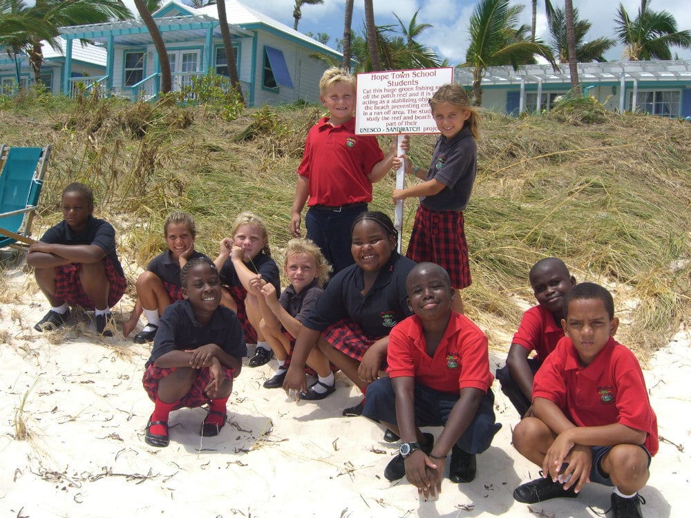 Kids measure climate change on the beach
